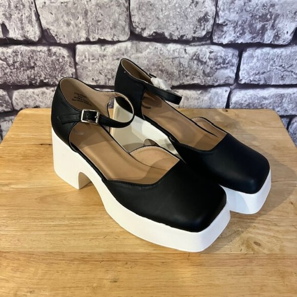 Lizaa | Shoes | Lizaa Black White Square Toe Heels Size 7 | Poshmark